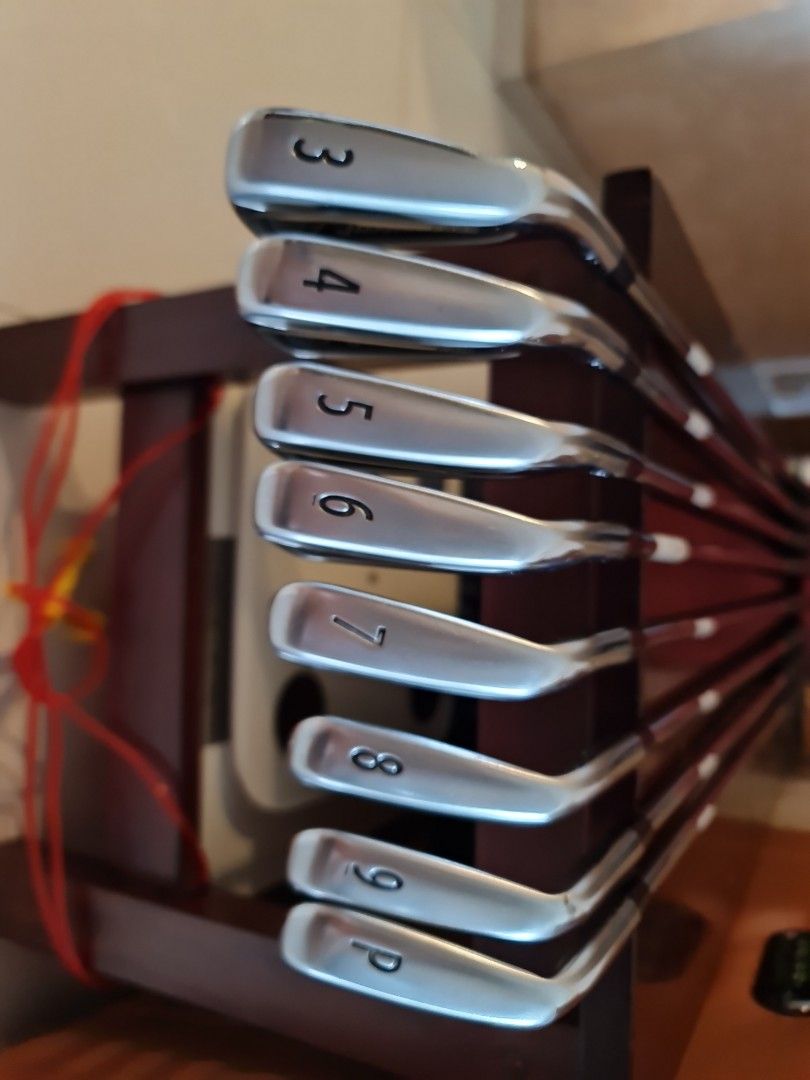 Titleist AP2 712 Forged (3 to P), Sports Equipment, Sports & Games, Golf on Carousell