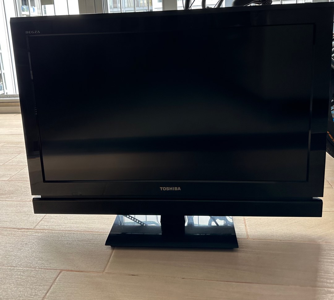 32 inch Toshiba TV, TV & Home Appliances, TV & Entertainment, TV on ...
