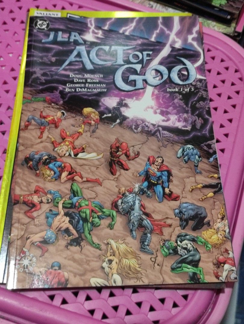 tpb comics assorted, Hobbies & Toys, Books & Magazines, Comics & Manga on Carousell