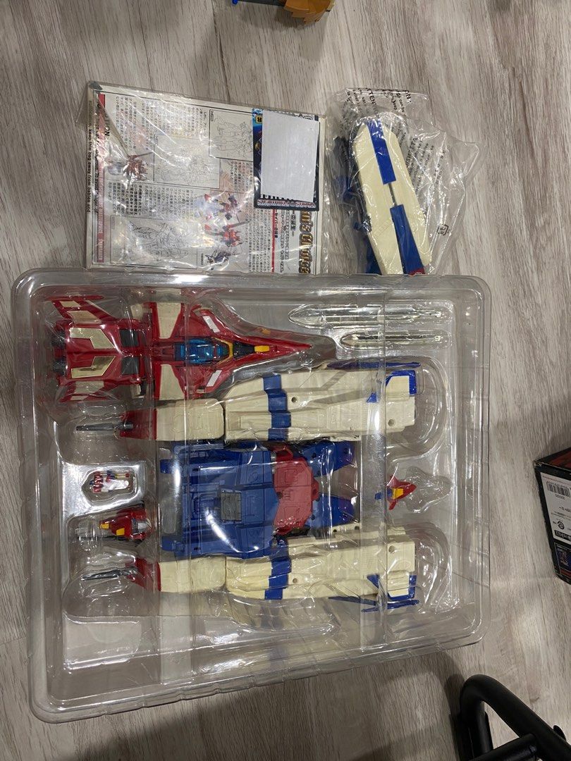 Transformers MP-24 Star Saber MP24 BIB Takara Masterpiece, Hobbies ...