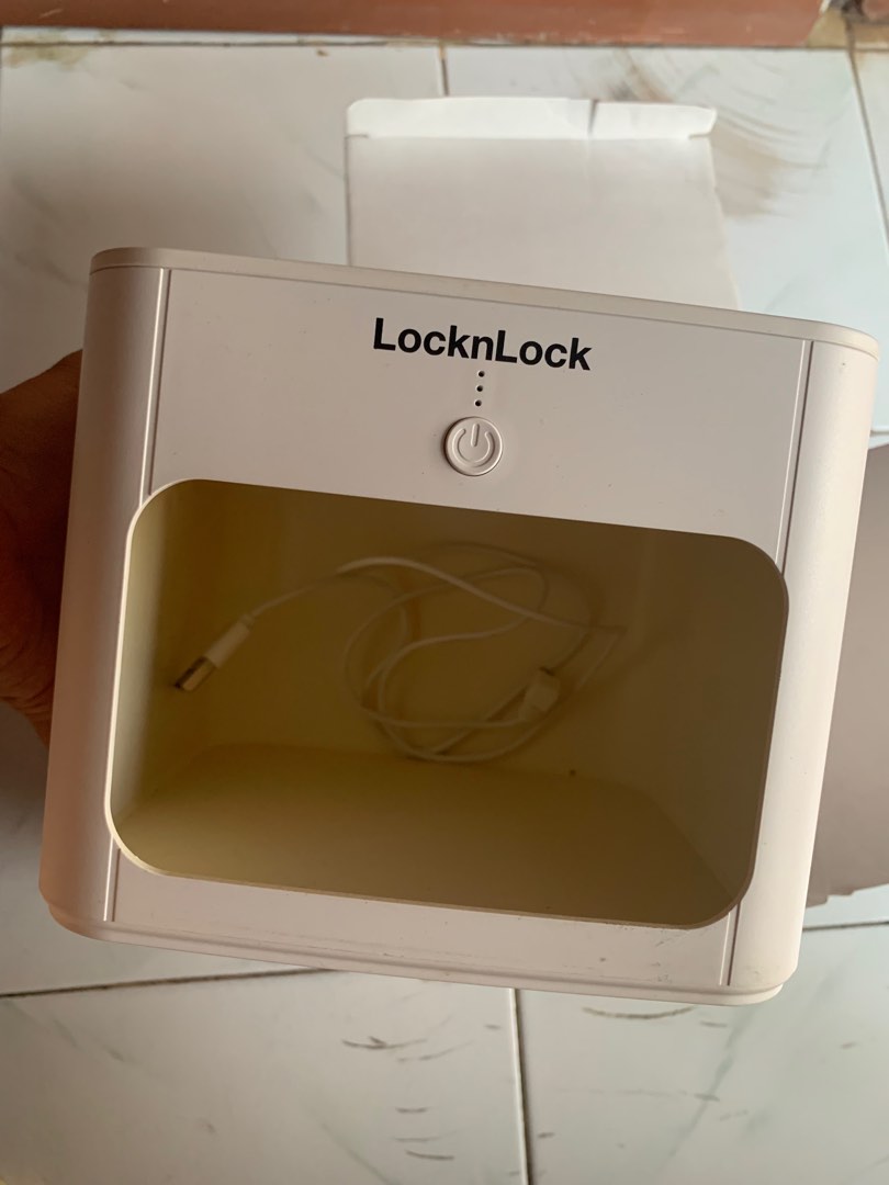 Ultraviolet sanitizer Box Lock n Lock, Elektronik, Lainnya di Carousell