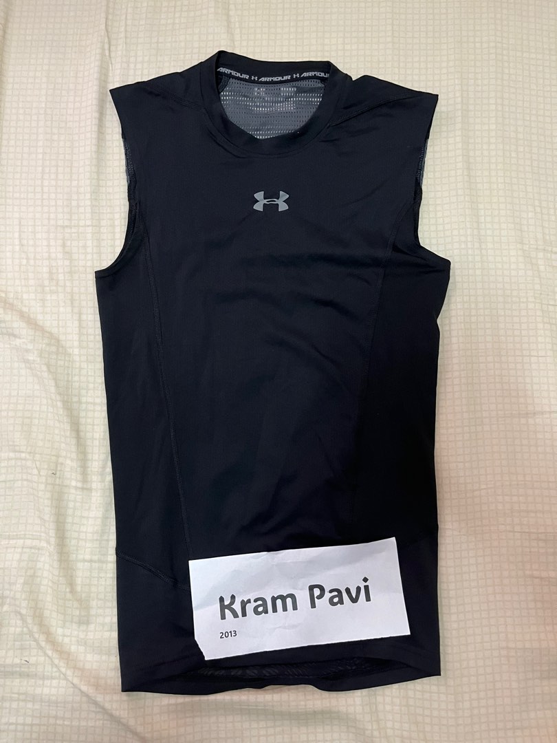 UnderArmour compression sando, Men's Fashion, Activewear on Carousell