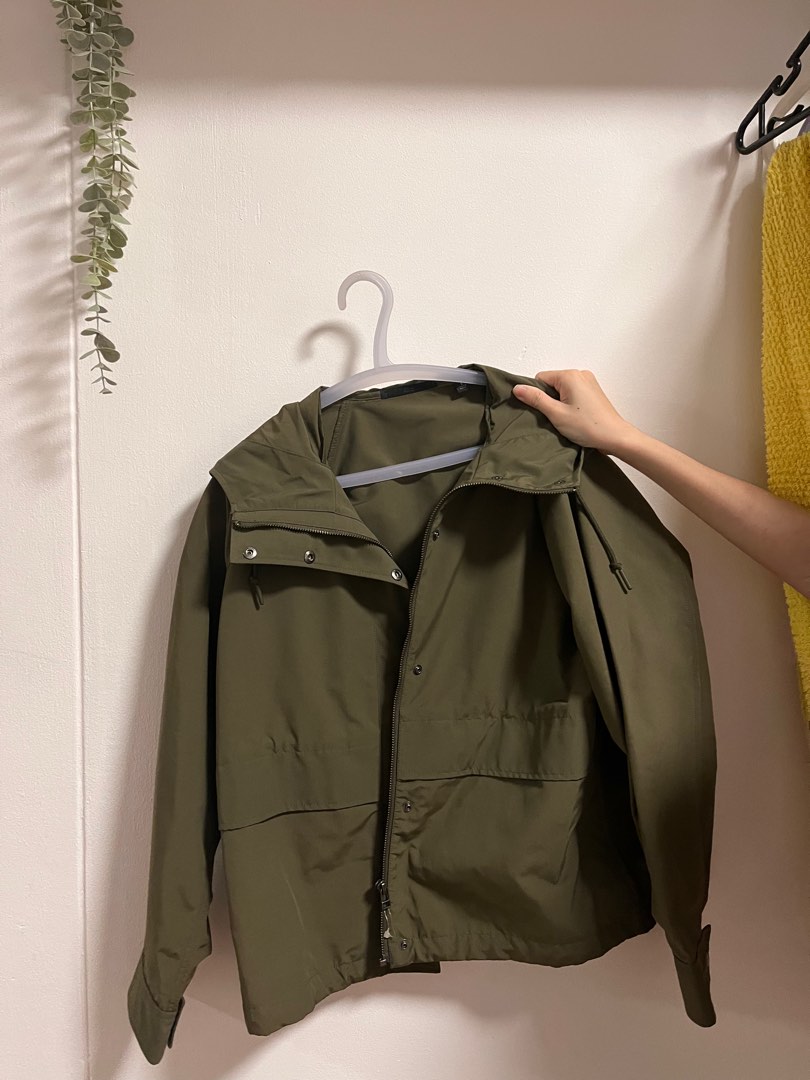 Uniqlo Khaki jacket, Women's Fashion, Coats, Jackets and Outerwear on ...