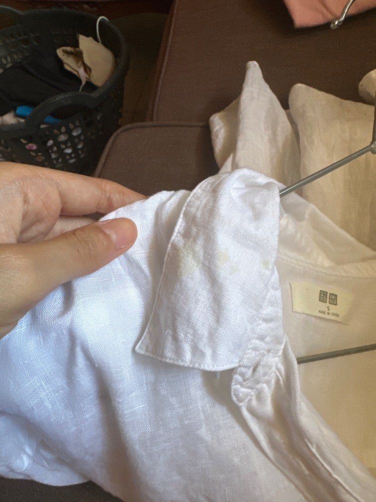 Uniqlo Linen, Women's Fashion, Tops, Blouses on Carousell