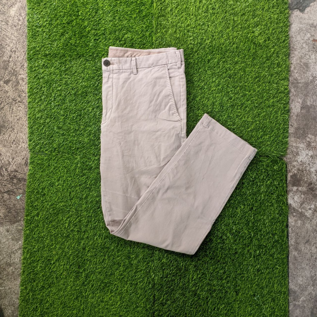 Uniqlo Regular -fit Chino Pants | 36 Inches, Men's Fashion, Bottoms ...
