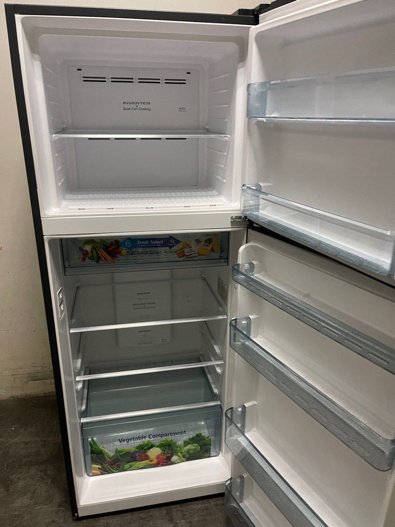 Very new hitachi 407L refrigerator / fridge, TV & Home Appliances ...
