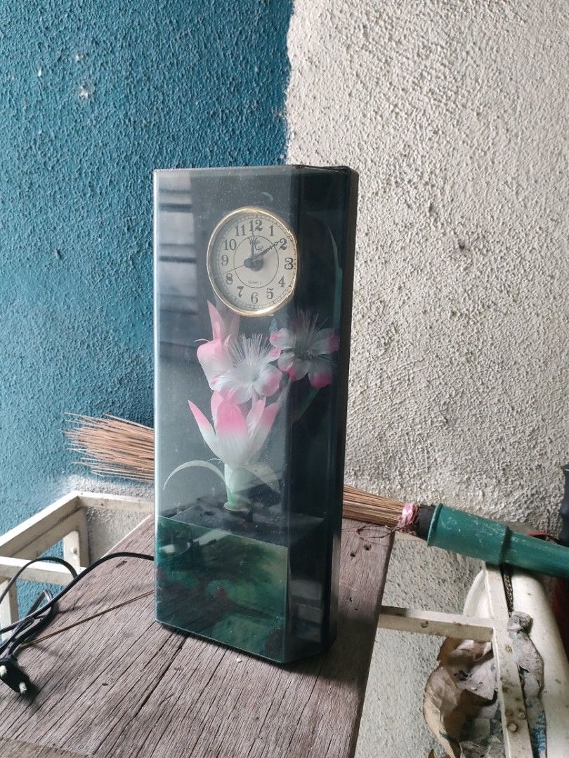 Vintage Quartz Fiber Optic Colour Changing Flower Clock, Furniture ...