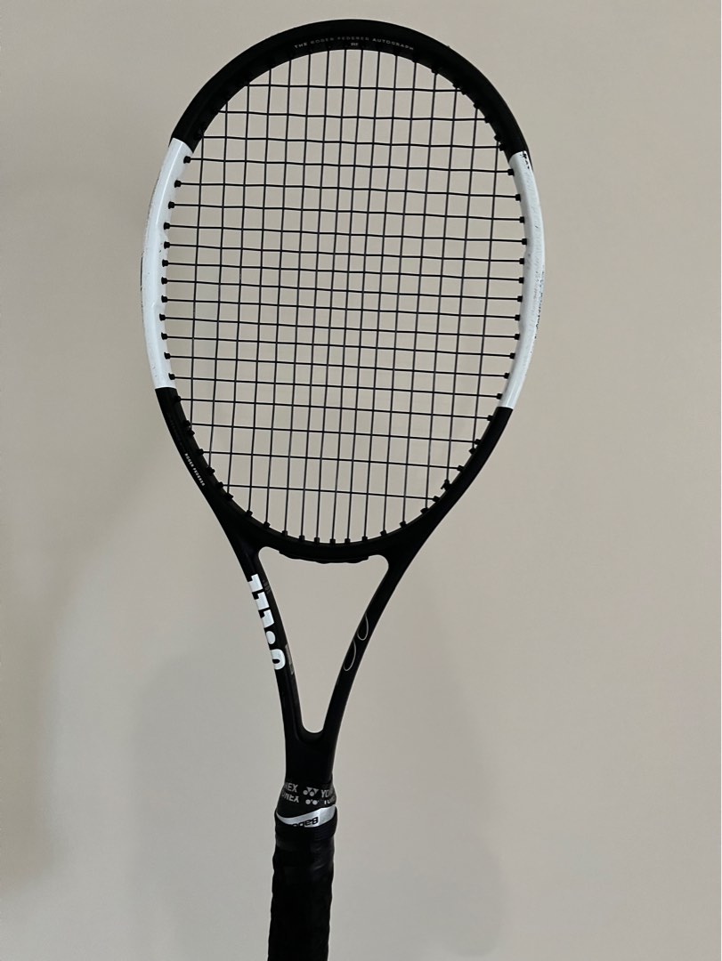 Wilson Pro Staff RF97 Autograph v12, Sports Equipment, Sports & Games ...