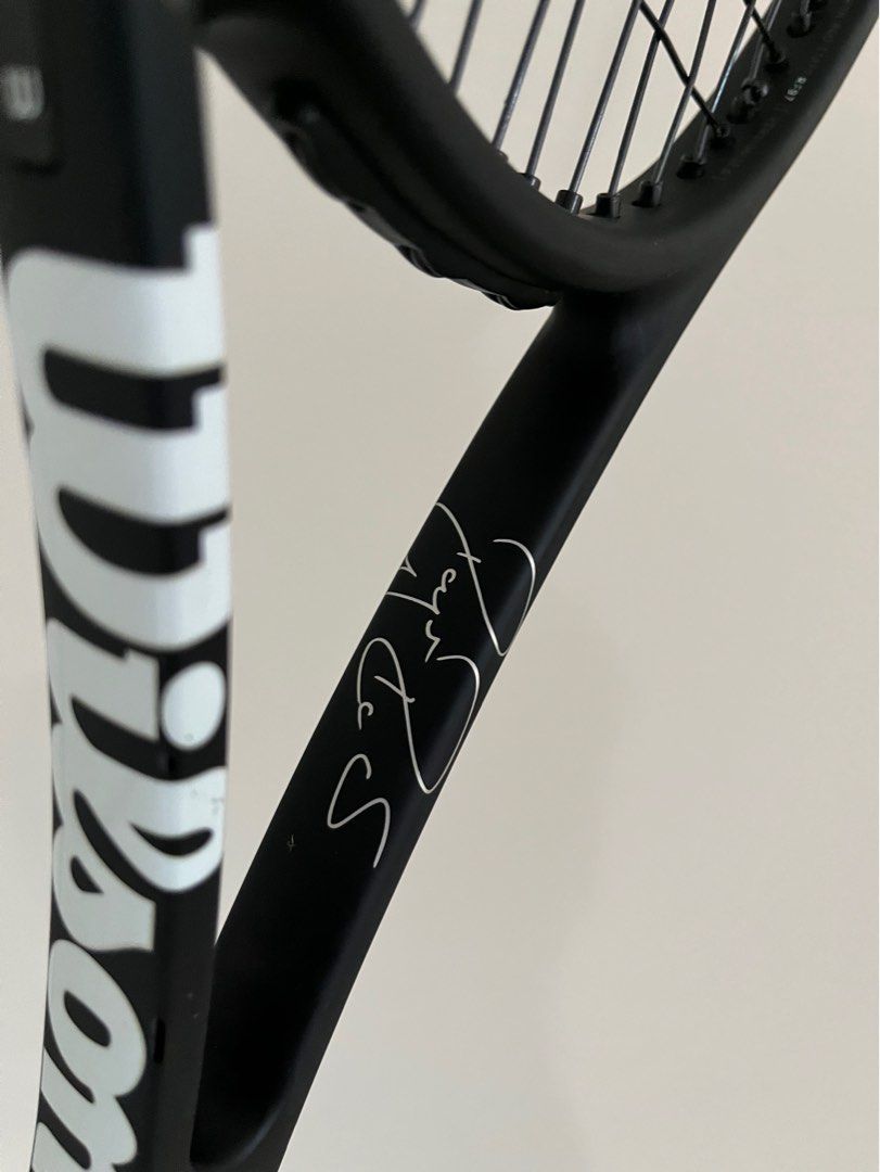 Wilson Pro Staff RF97 Autograph v12, Sports Equipment, Sports & Games ...