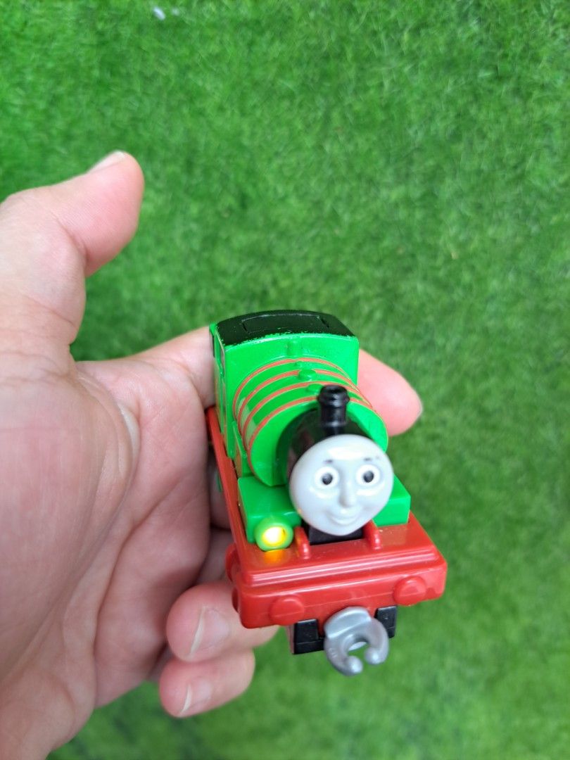 2016 Gullane Thomas the Train Tank Engine PERCY Talking Lights Up ...