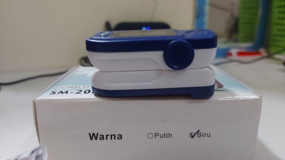 Alat ukur kadar oksigen pulse oximeter Sammora SM 208, Elektronik ...