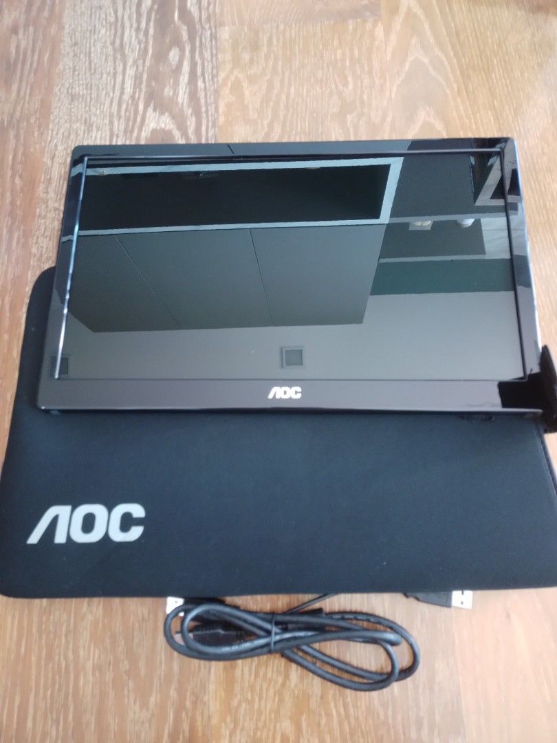 AOC portable monitor E1569FWU, Computers & Tech, Parts & Accessories ...