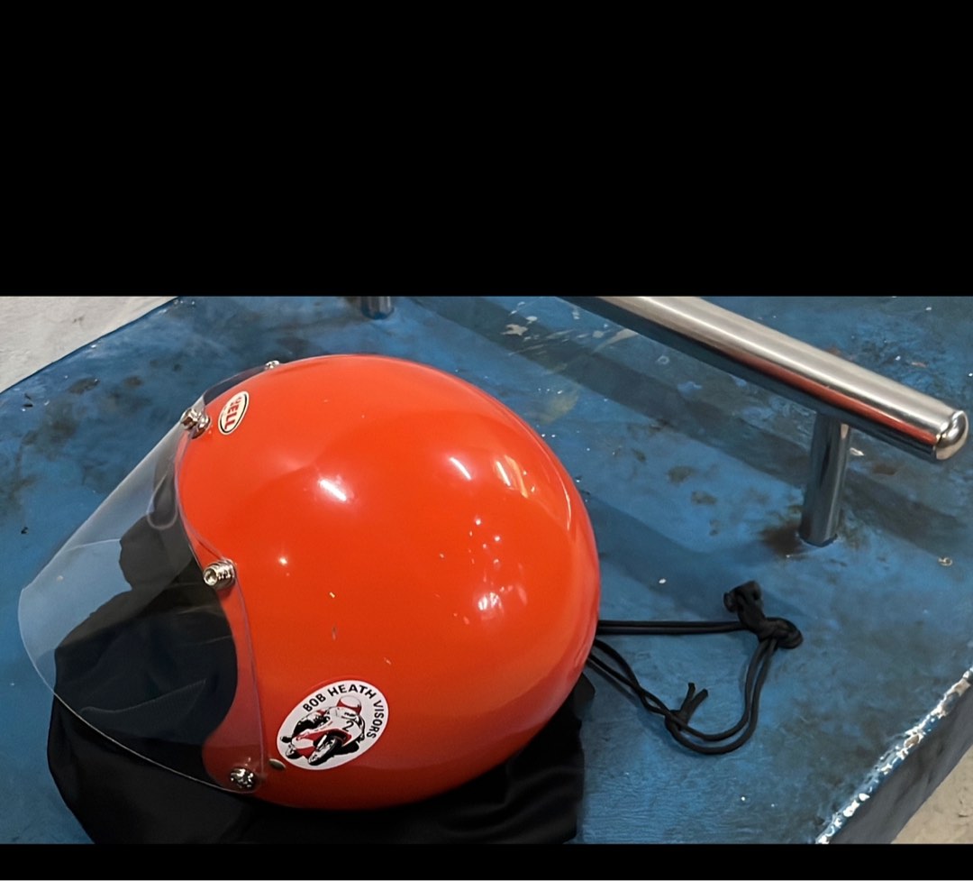 BELL Magnum Helmet , Motorcycles, Motorcycle Apparel on Carousell