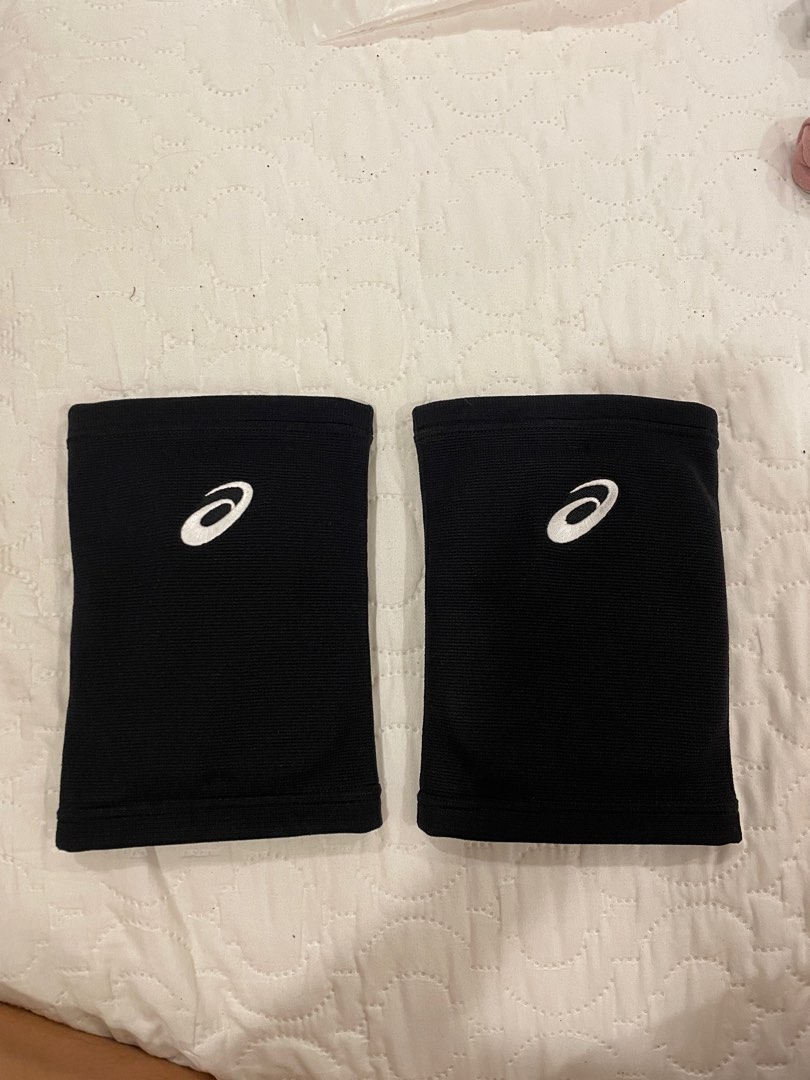 Asics Knee Pads ‼️RUSH‼️, Sports Equipment, Other Sports Equipment and ...