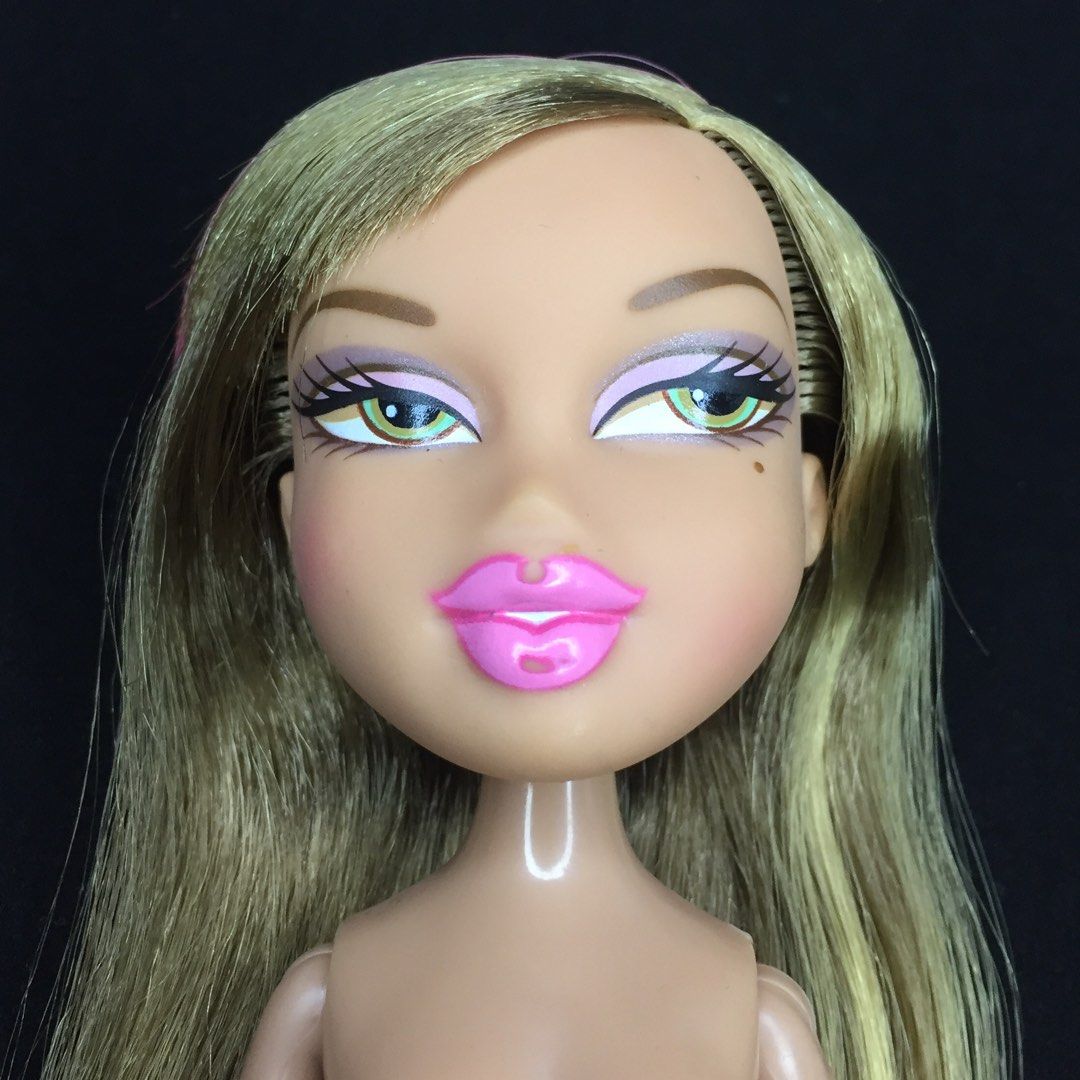 Bratz I-Candy Yasmin, Hobbies & Toys, Toys & Games on Carousell