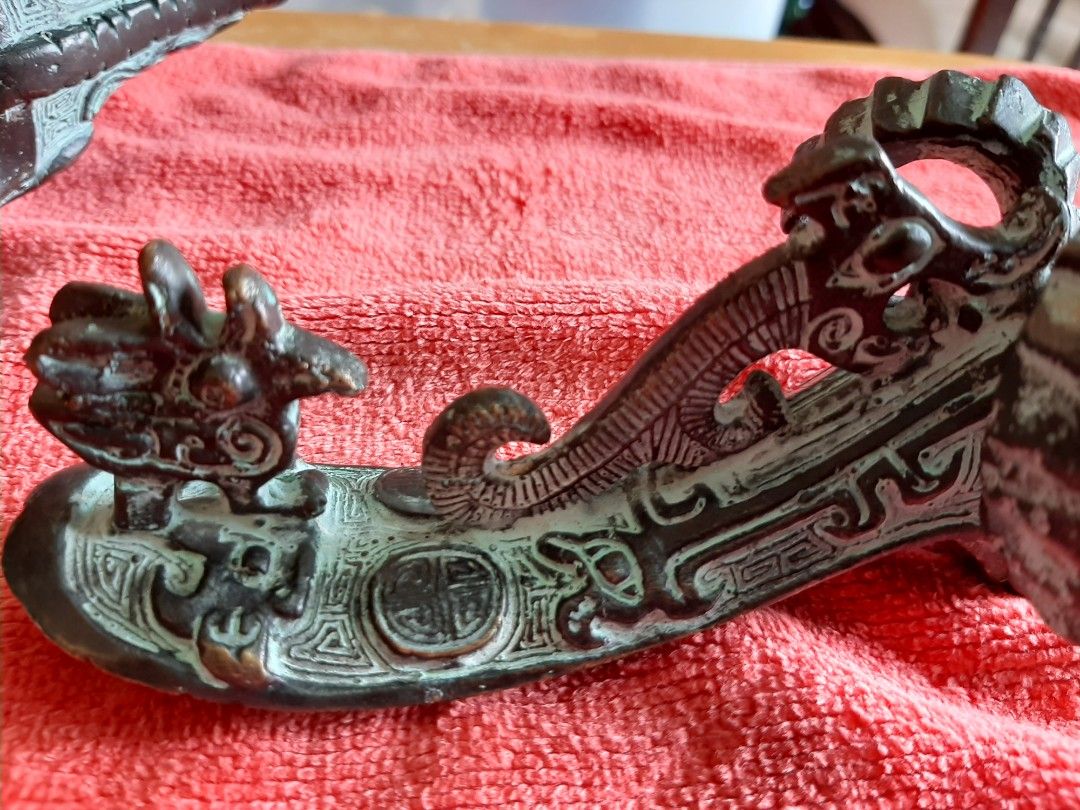 Bronze Sheep Shaped Wine Vessel: Replica of Shang Dynasty Wine ...