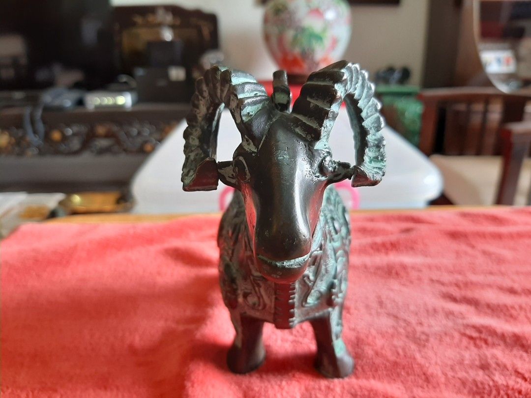 Bronze Sheep Shaped Wine Vessel: Replica of Shang Dynasty Wine ...