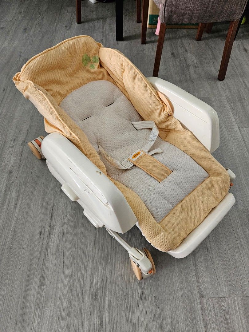 COMBI Baby Rocker cum Baby High Chair., Babies & Kids, Baby Nursery ...