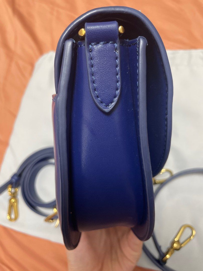 Cross Body Bag (FOC mini sling bag), Women's Fashion, Bags & Wallets ...