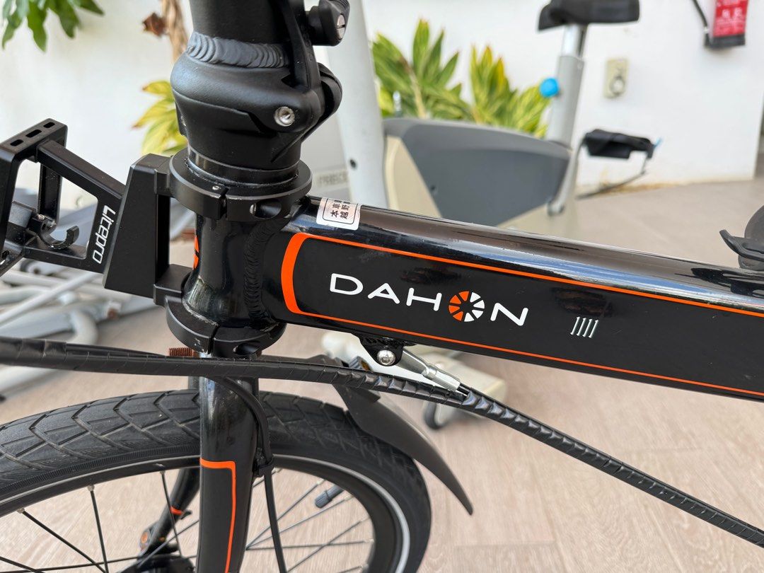 Dahon Launch D8, Sports Equipment, Bicycles & Parts, Bicycles on Carousell