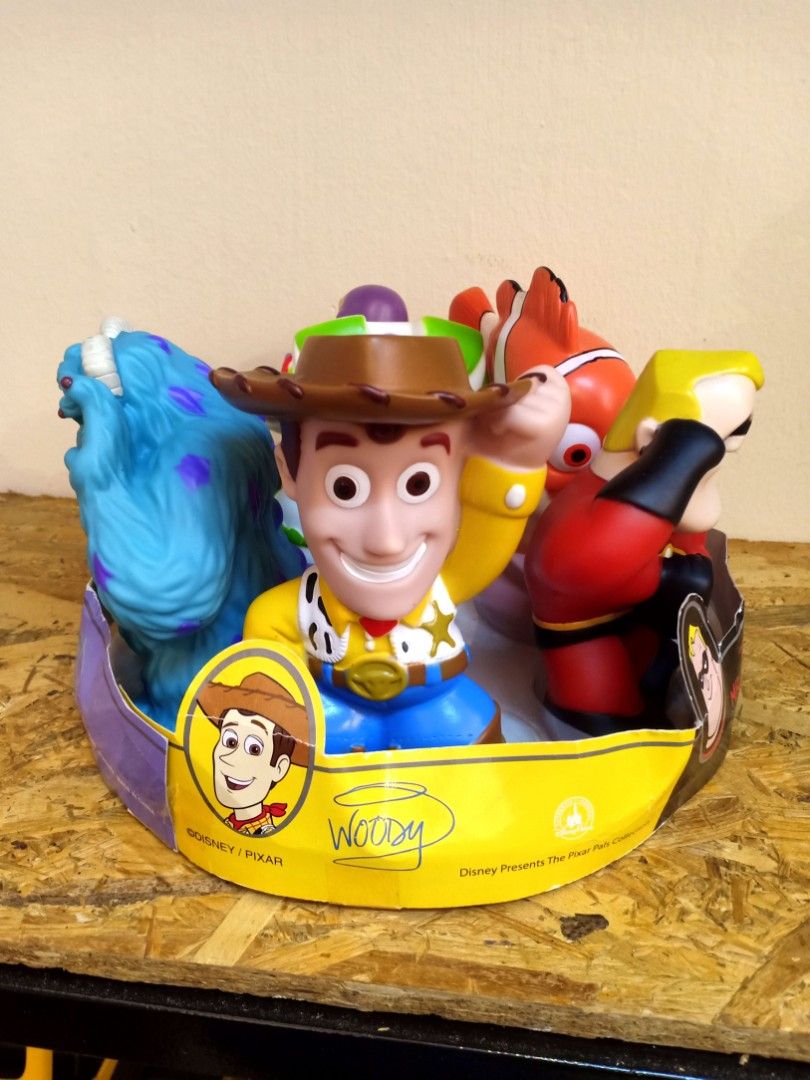 Disney 5 in 1 nemo buzz mr incredible sully woody, Hobbies & Toys, Toys ...