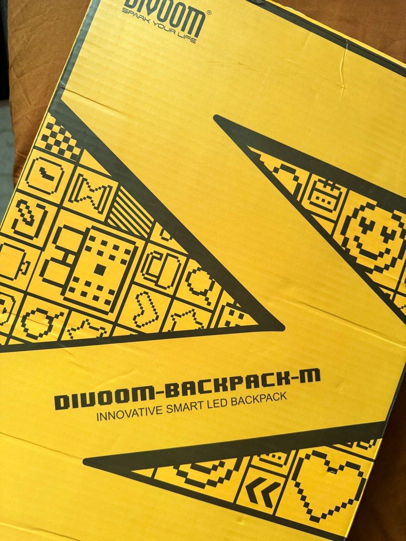 Divoom Backpack M (LED), Men's Fashion, Bags, Backpacks on Carousell