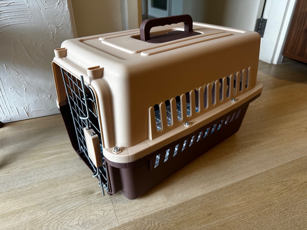 Dog/ cat/ small animal crate, Pet Supplies, Homes & Other Pet ...