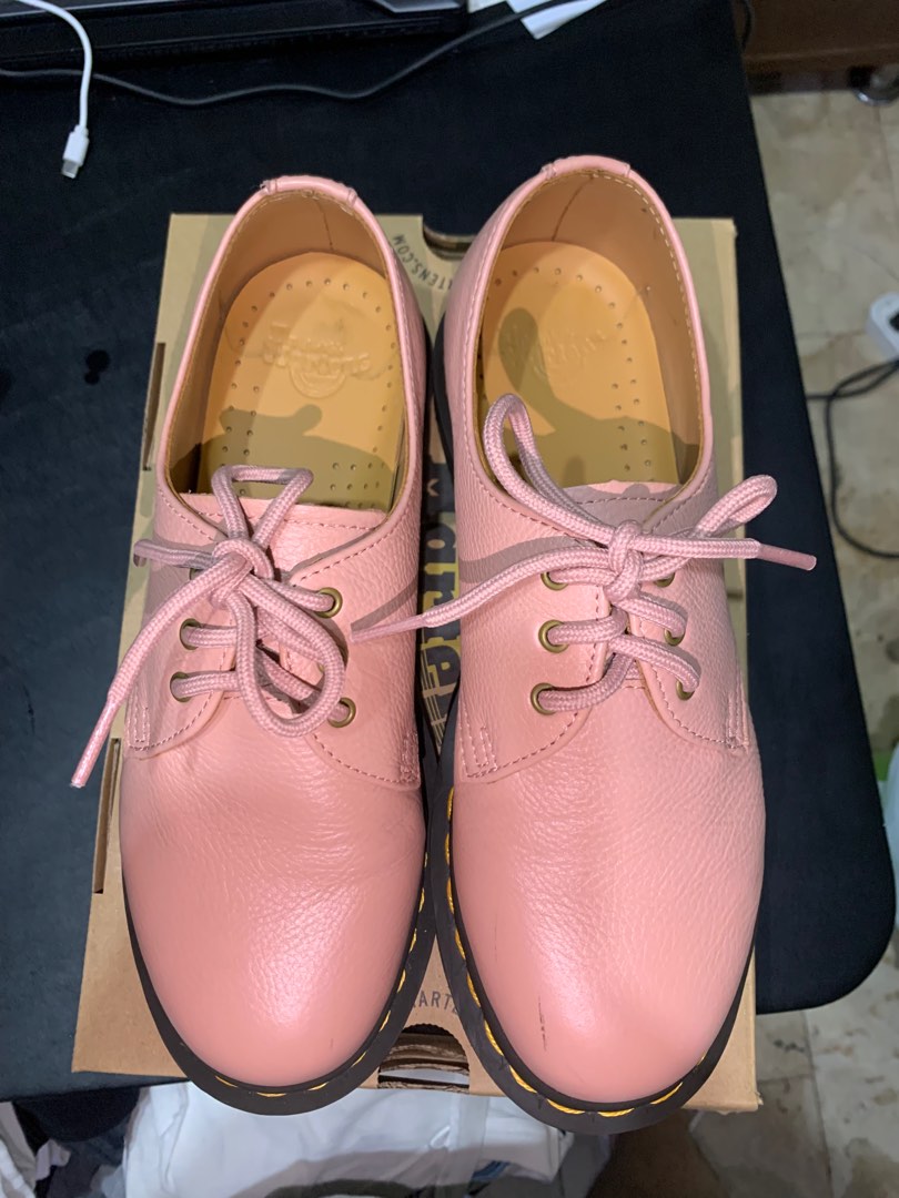 Dr Martens 1461 Peach Beige, Women's Fashion, Footwear, Boots on Carousell