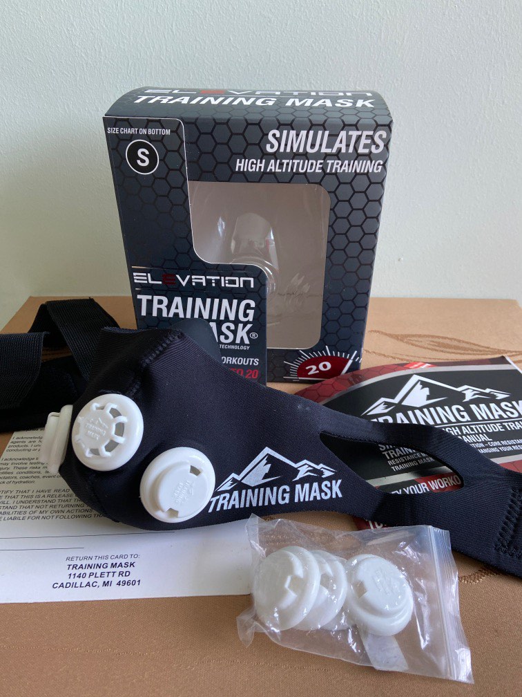 Elevation Training Mask, Sports Equipment, Exercise & Fitness, Cardio ...