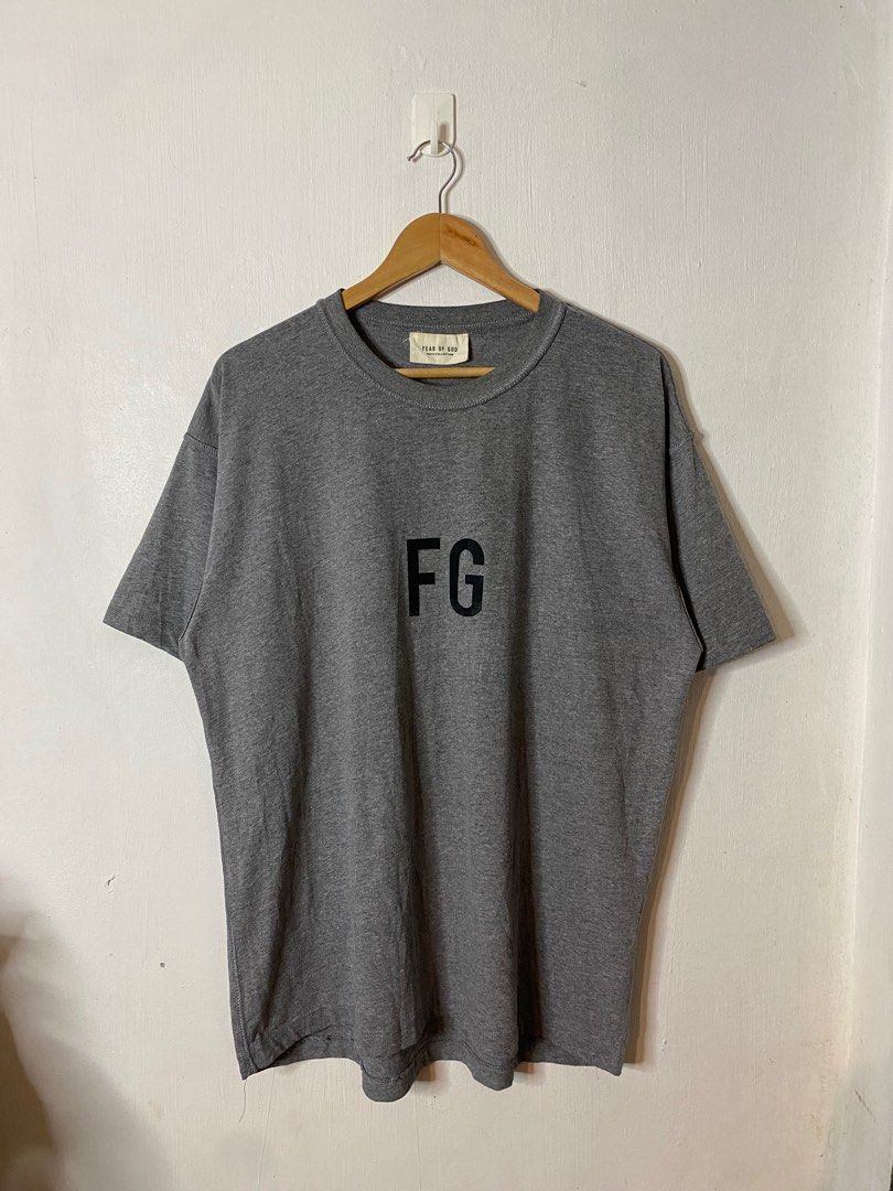 Fear of God Sixth Collection FG shirt, Luxury, Apparel on Carousell