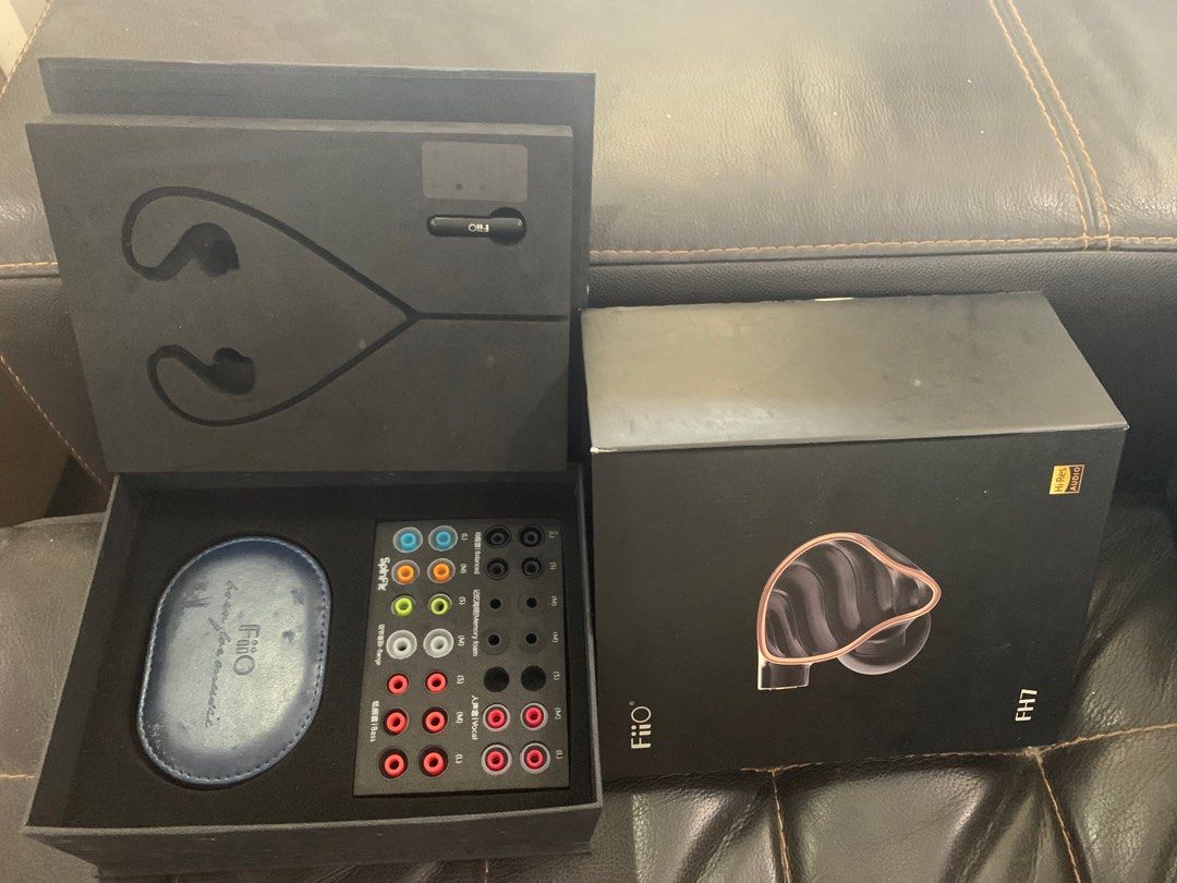 FiiO FH7 full set with NA NULL audio cable + original FiiO cable, Audio ...