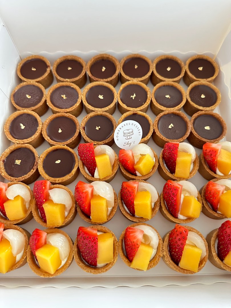 Mini French fruit tarts, Food & Drinks, Homemade Bakes on Carousell
