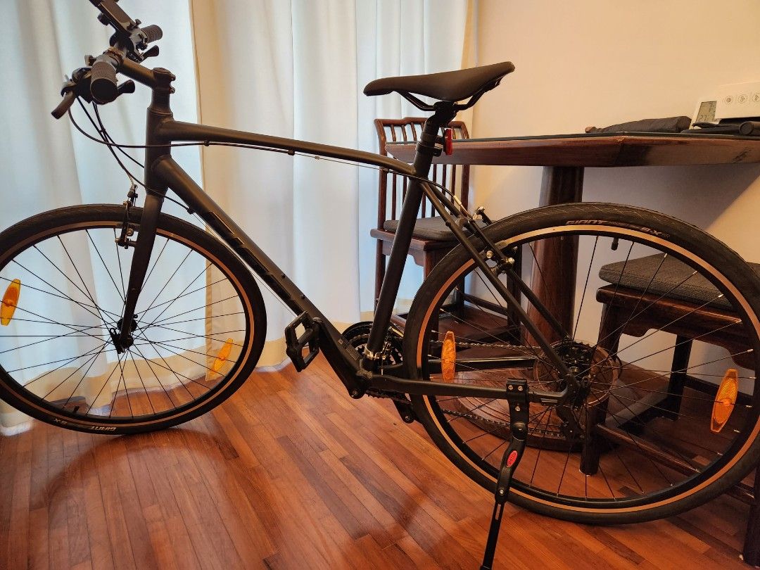 Giant Escape 3 Bicycle Bike Large Hybrid, Sports Equipment, Bicycles ...