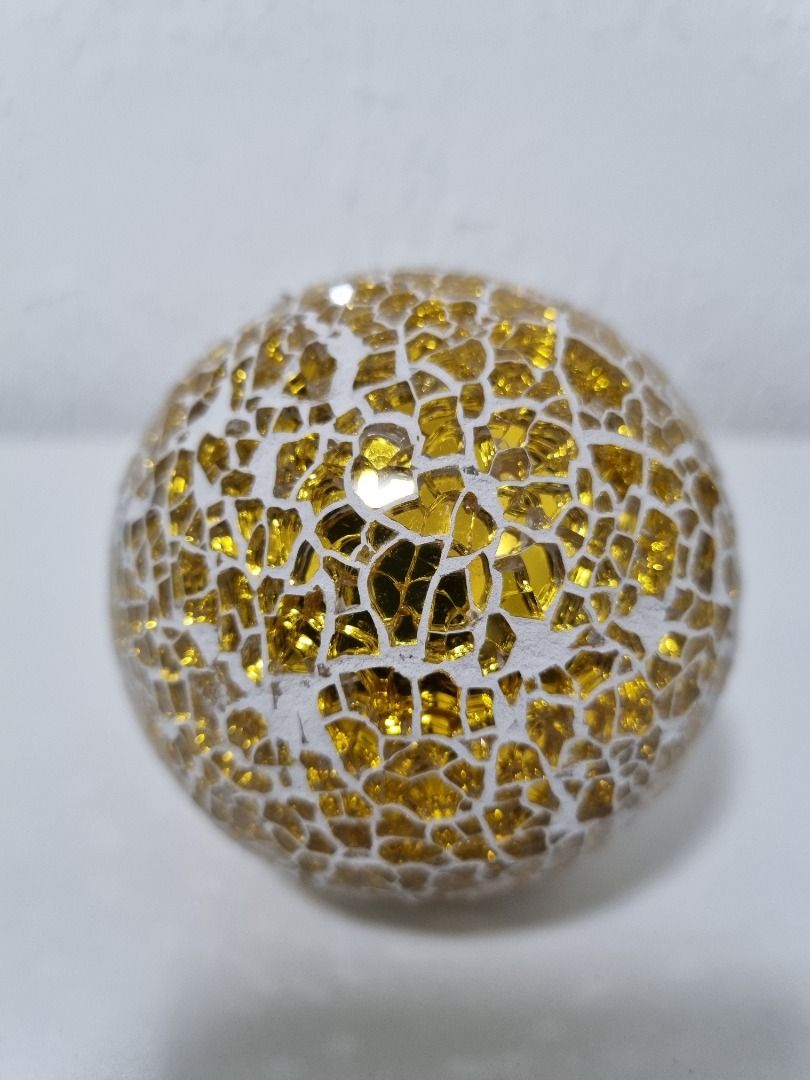 Glass Mosaic Spheres Balls Orbs Decor Set of 6, Furniture & Home Living ...