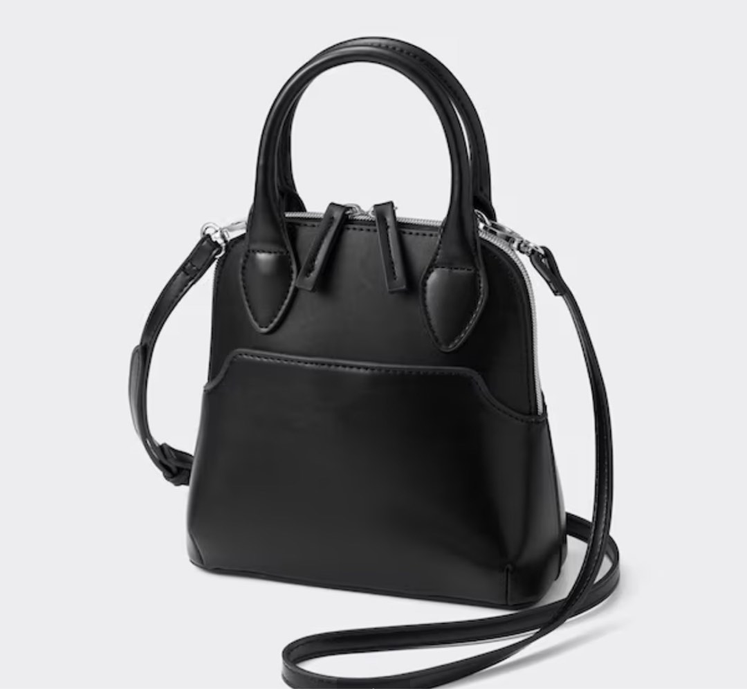 GU cross body bag (UNIQLO), Women's Fashion, Bags & Wallets, Cross-body ...