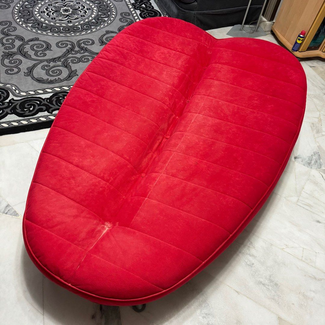 Heart-shaped Sofa Bed, Furniture & Home Living, Furniture, Sofas on ...