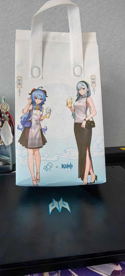 HEYTEA X GENSHIN COLLAB COOLER BAG, Hobbies & Toys, Memorabilia ...