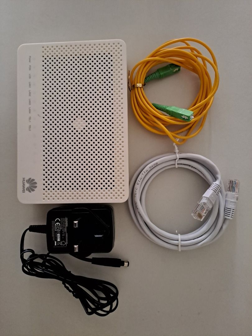 HUAWEI EchoLife HG8240H5 GPON Terminal, Computers & Tech, Parts ...