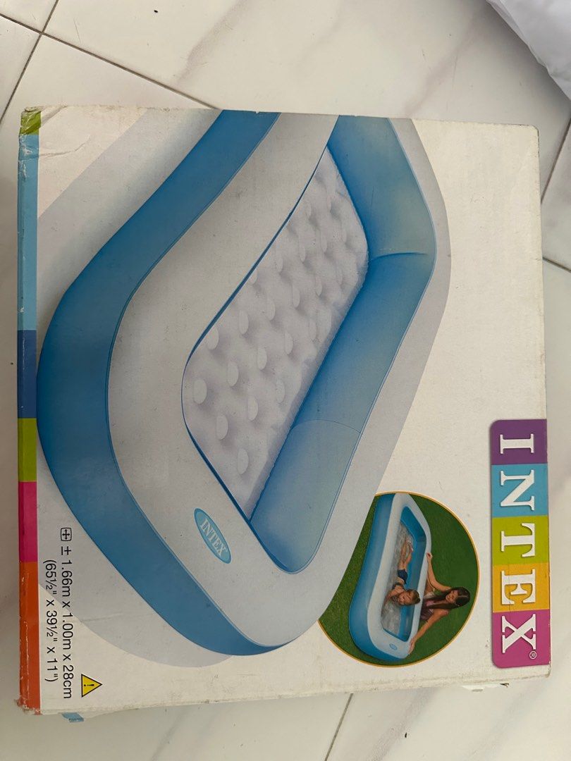 INTEX inflatable pool, Babies & Kids, Infant Playtime on Carousell