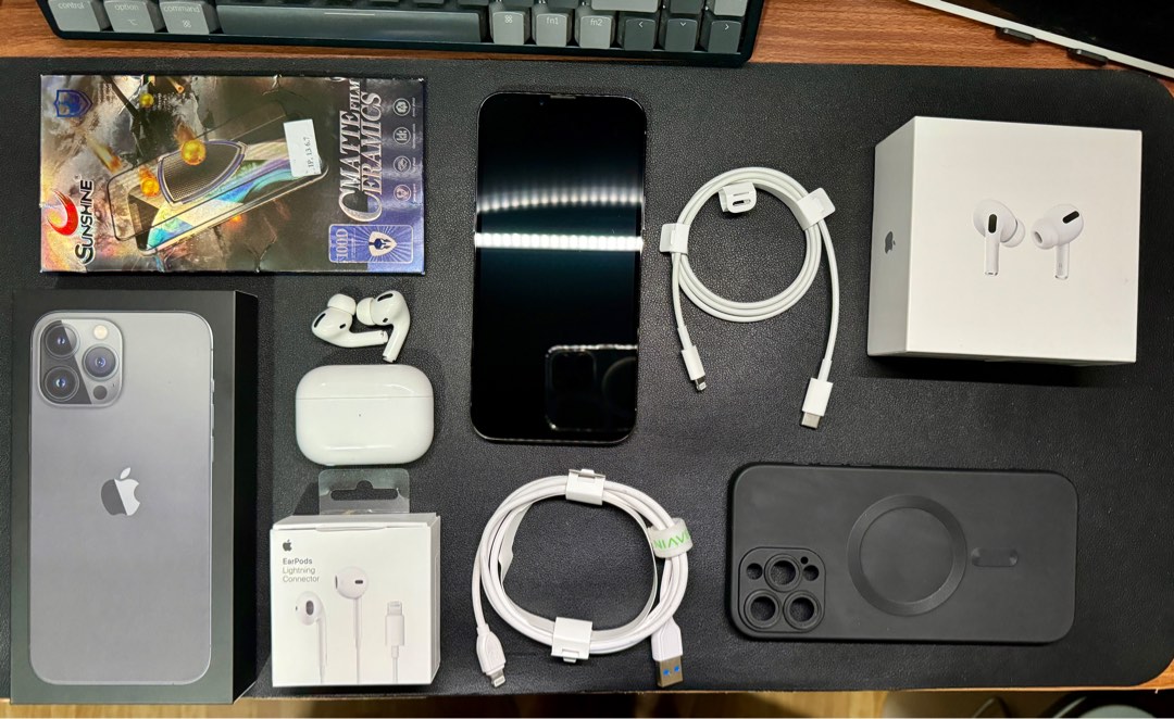 iPhone 13 Pro Max 256gb + Airpods Pro!, Mobile Phones & Gadgets, Mobile ...