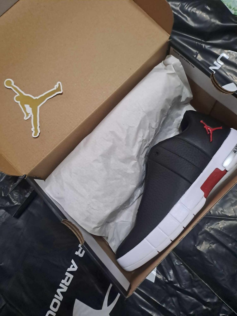 Jordan TE2 low, Men's Fashion, Footwear, Sneakers on Carousell