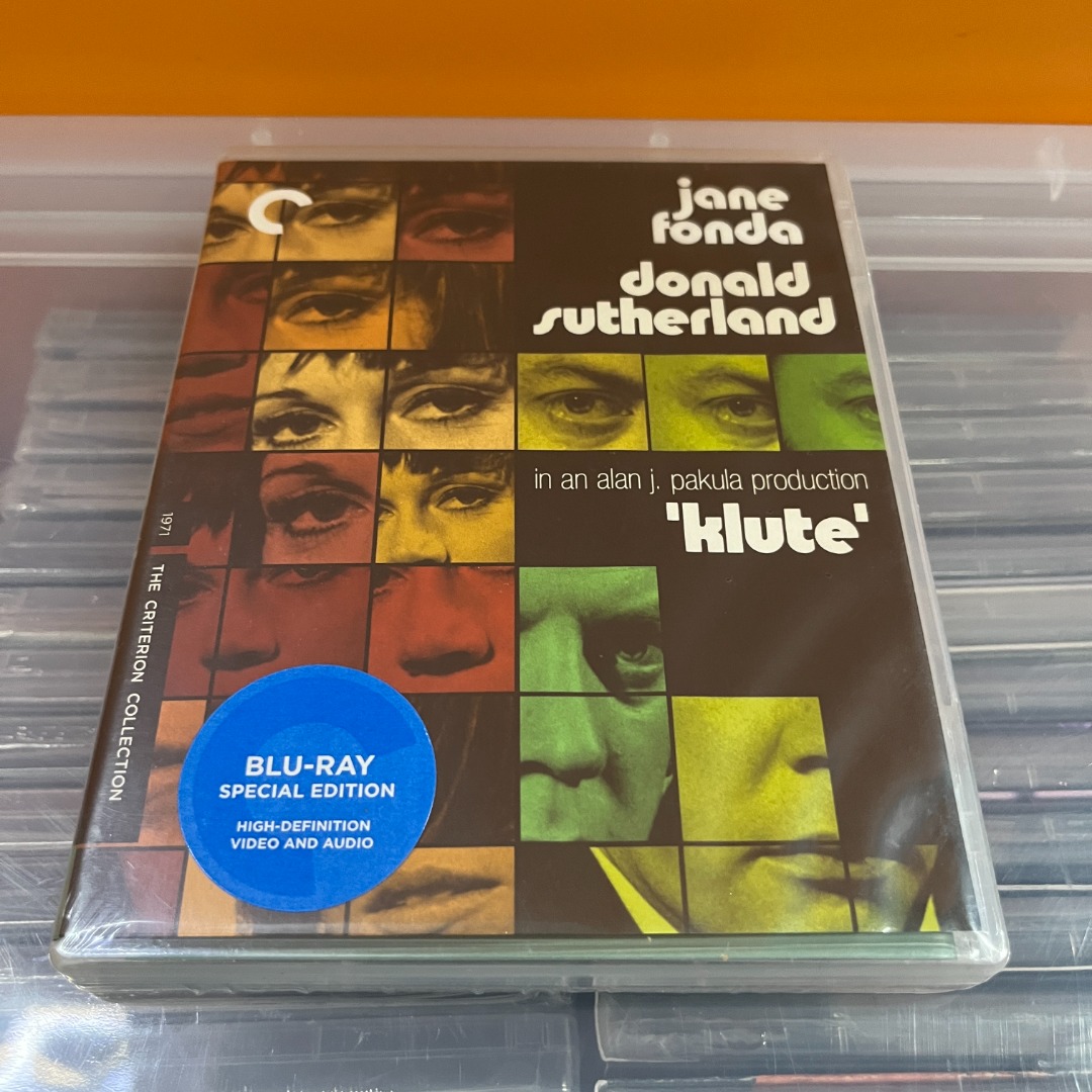 Klute Blu-ray, Criterion, 興趣及遊戲, 音樂、樂器 & 配件, 音樂與媒體 - CD 及 DVD - Carousell