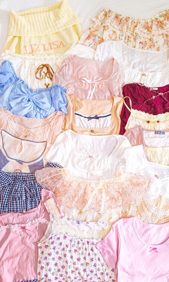 Liz Lisa Axes femme Lest Rose Dollette Milkmaid Coquette Top, Women's Fashion, Tops, Shirts on ...