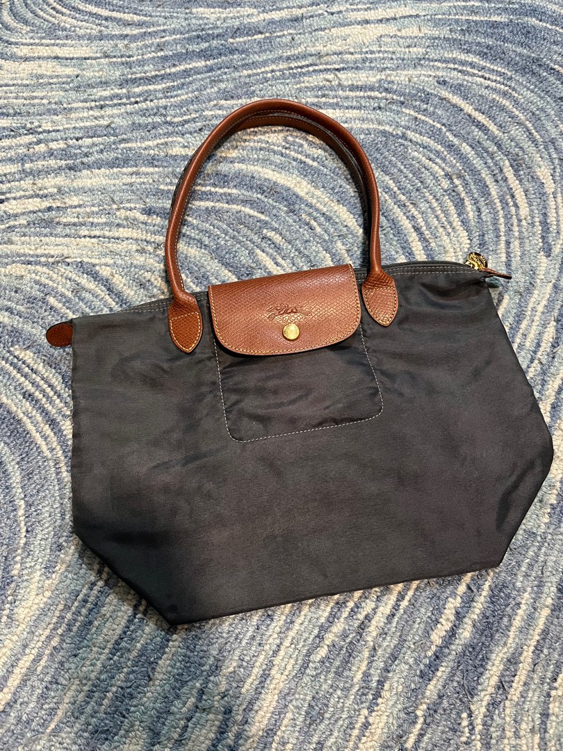 LONGCHAMP ORIGINAL BUTTON LP GUN METAL MEDIUM LONG HAND tote bag with ...