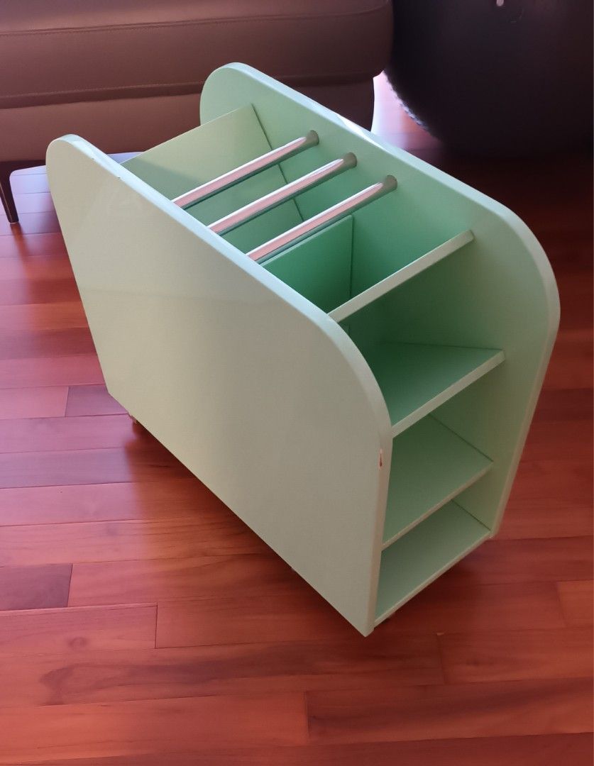 Magazine Trolley, 傢俬＆家居, 傢俬, 櫃子、組合櫃及置物架 - Carousell