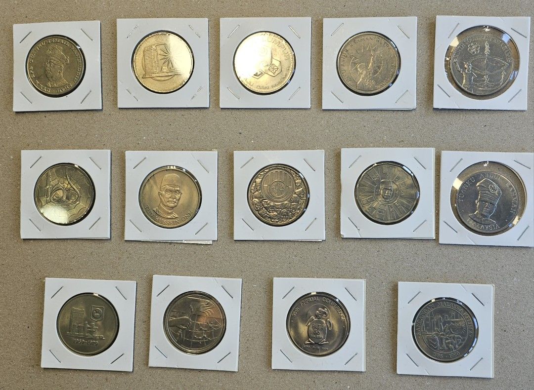 Malaysia 1 Commerative Coin Set Hobbies And Toys Memorabilia