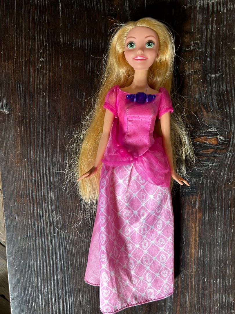Mattel Disney Princess Rapunzel Tangled Barbie doll, Hobbies & Toys ...