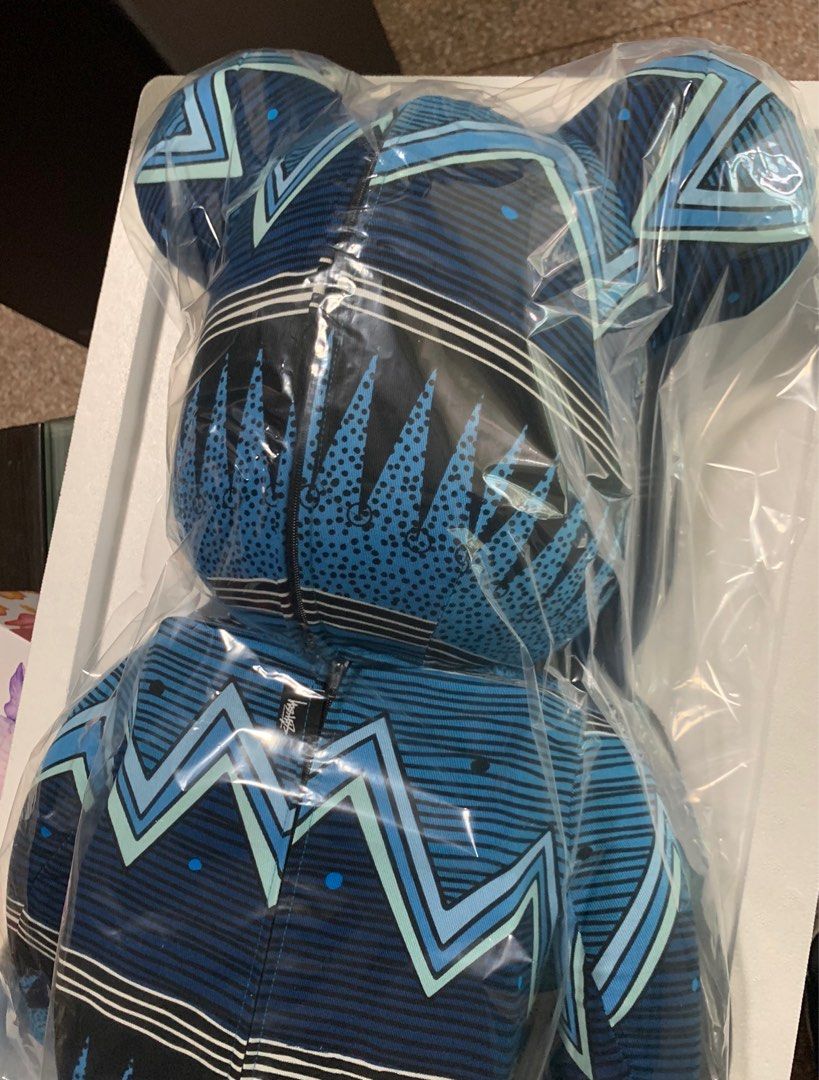 Rare. Medicom Bearbrick 1000% Stussy blue 35th Anniversary , Hobbies ...