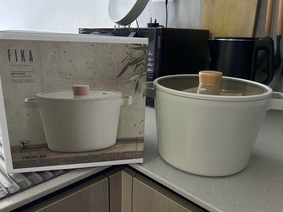 Neoflam 4.7L (22cm) Pot Suitable for Induction, Furniture & Home Living ...