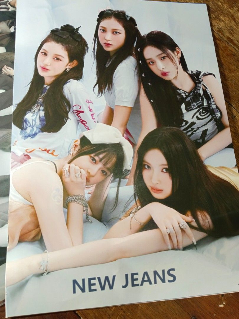 NEW JEANS POSTER [GROUP] K-POP UNOFFICIAL MERCH, Hobbies & Toys ...